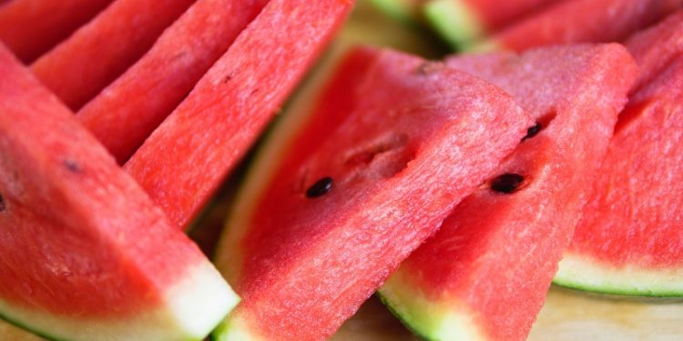 იმპორტირებული საზამთროს ნიმუშებში დასაშვებ ნორმაზე მეტი ნიტრატების ...